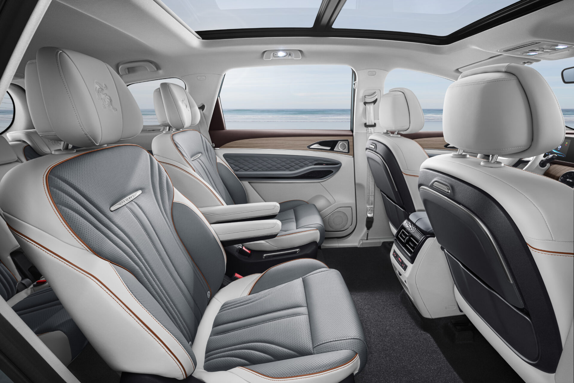 Forthing 4 - Autohaus Schwerdtner