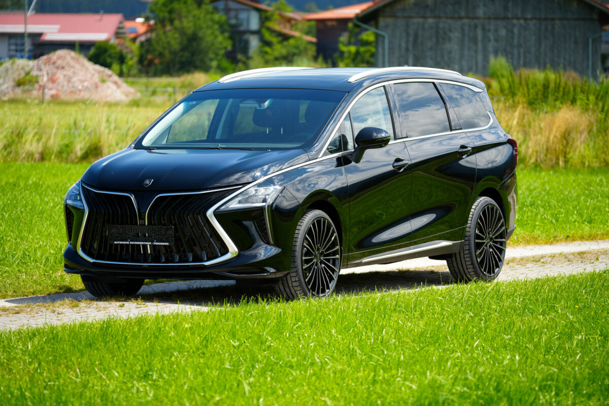 Forthing 4 - Autohaus Schwerdtner